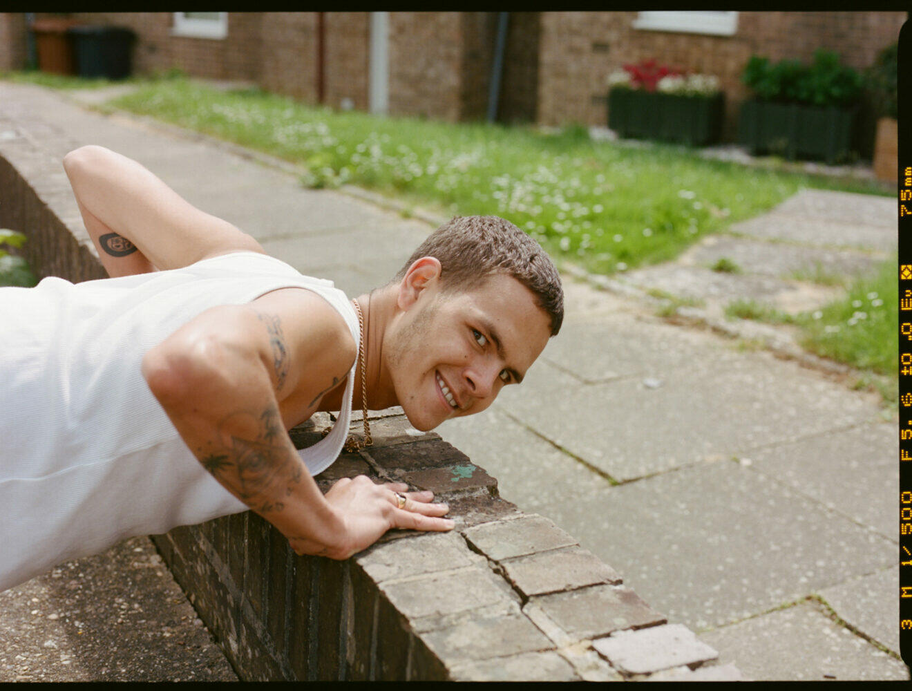 Alex de Mora – DMB.